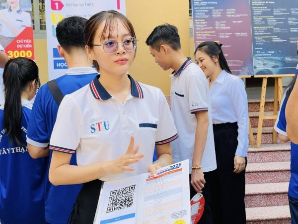 Logo trường STU: Ý nghĩa & ứng dụng trên đồng phục sinh viên