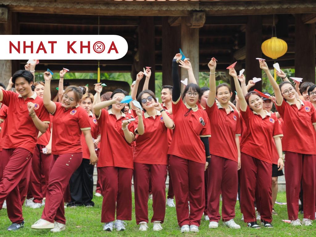 Tìm hiểu đồng phục trường Đại học Quốc tế Sài Gòn