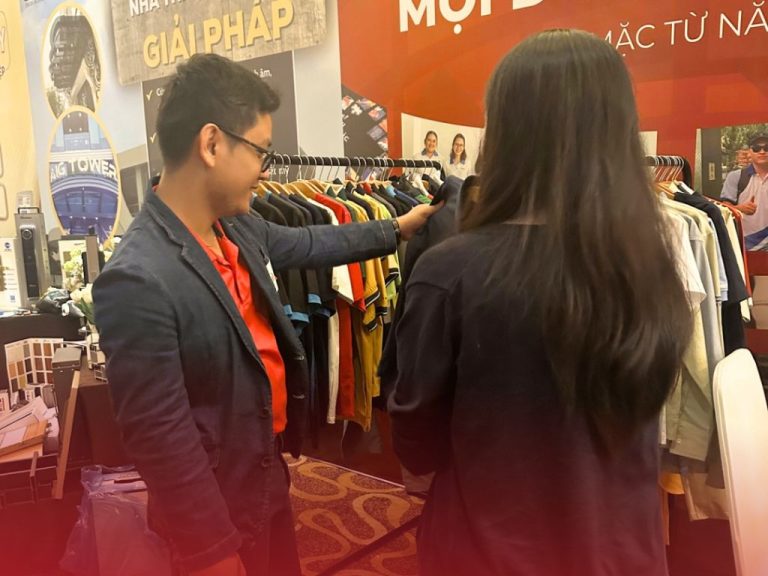 Giải mã logo trường THPT Nguyễn Huệ: Biểu tượng và ý nghĩa