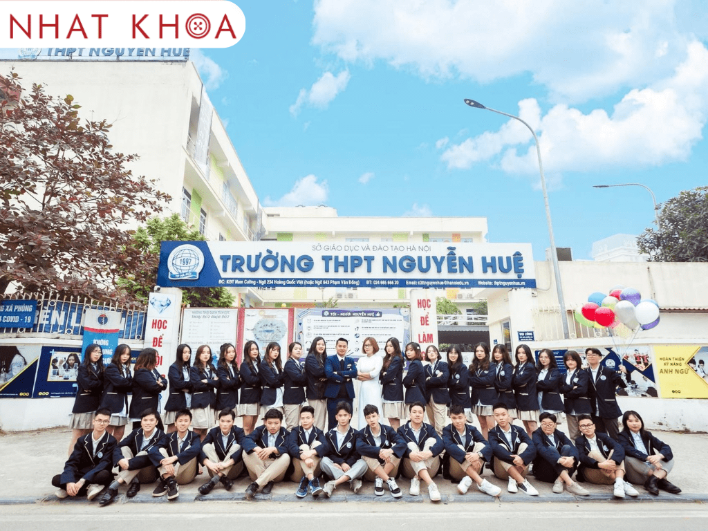 Giải mã logo trường THPT Nguyễn Huệ: Biểu tượng và ý nghĩa